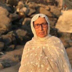 Khalida Jan (Actress) Height, Weight, Age, Affairs, Biography & More