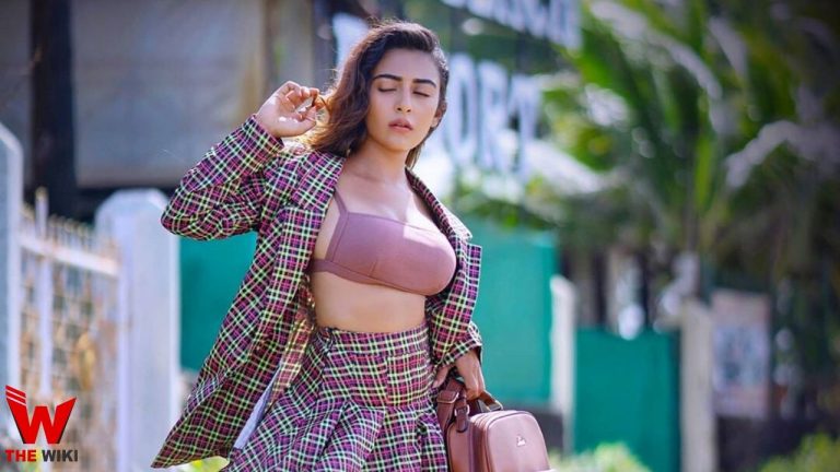 Jinal Joshi (Model) Height, Weight, Age, Affairs, Biography & More