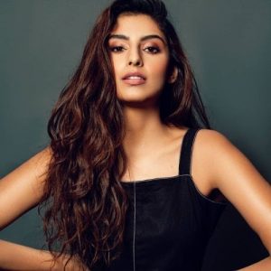 List of Female Host/Anchors of IPL 2023- The Wiki