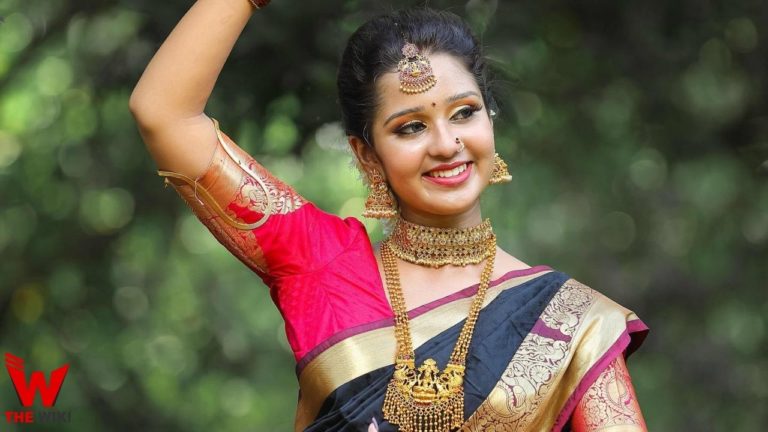 Mouna Guddemane (Actress) Height, Weight, Age, Affairs, Biography & More