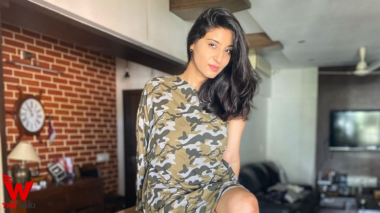 Ashlesha Sawant (Actress) Height, Weight, Age, Affairs, Biography & More