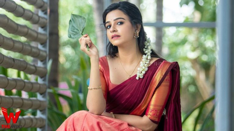 Divya Ganesh (Actress) Height, Weight, Age, Affairs, Biography & More