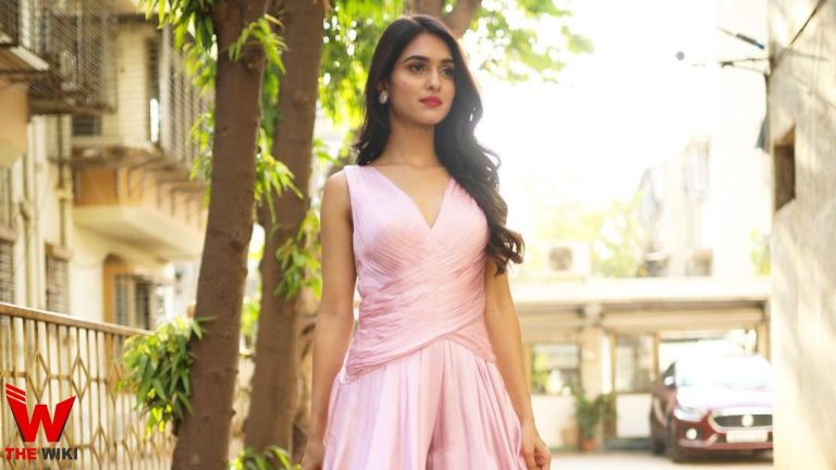 Kritika Singh Yadav (Actress) Height, Weight, Age, Affairs, Biography & More