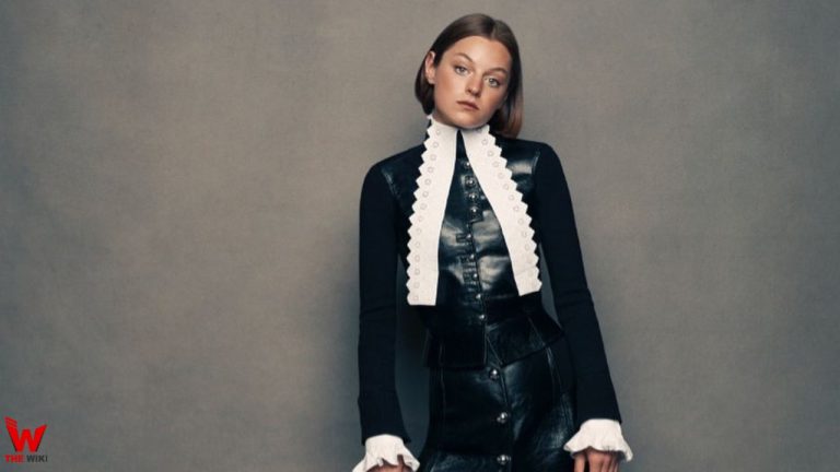 Emma Corrin (Actress) Height, Weight, Age, Affairs, Biography & More