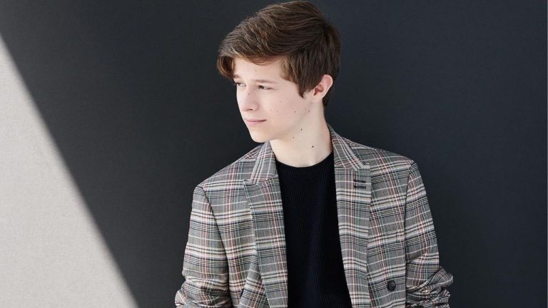 Who is Graham Verchere? Wiki, Age, Family, Biography, Boyfriend & More