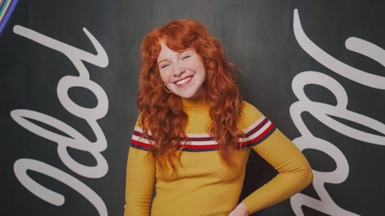 Sara Beth: A Mother of three wins the Golden Ticket of American Idol