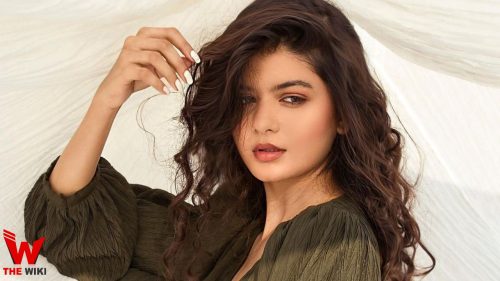 Shimona Sharma (In Real Love) Age, Height, Weight, Family, Boyfriend ...