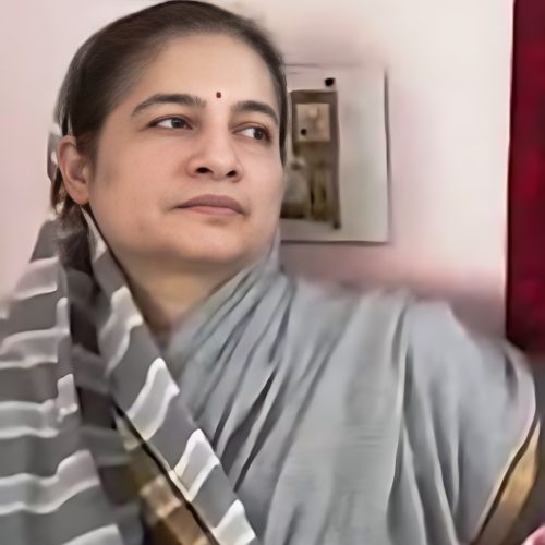 Garima Lohia (UPSC Topper) Wiki, Biography, Age, Family, Husband & More