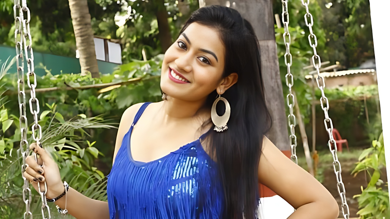 Anjali Banerjee (Actress) Wiki, Age, Web Series, Boyfriend, Family and More