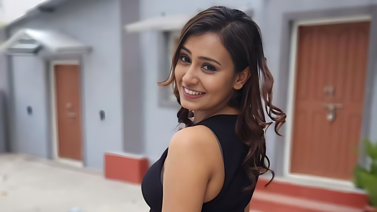 Deepa Jagadish (Actress) Age, Biography, Height, Weight, Wiki, Family ...