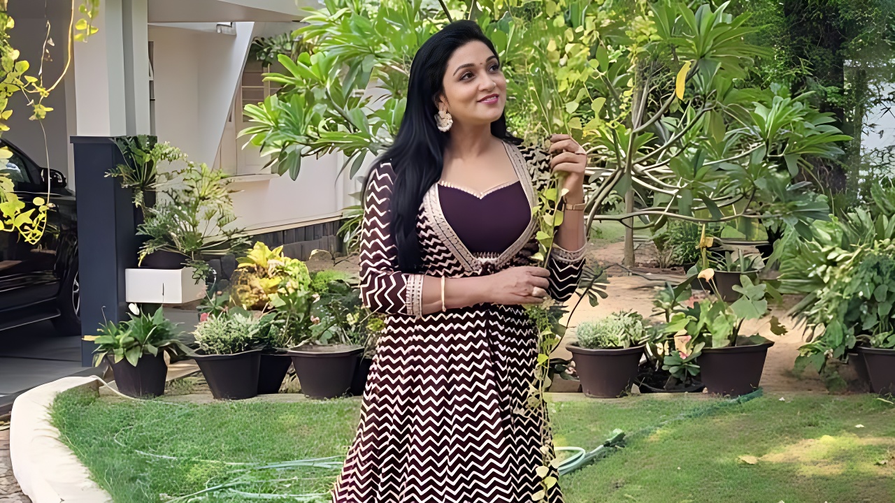 Nitha Promy (Actress) Age, Biography, Height, Weight, Wiki, Family & More