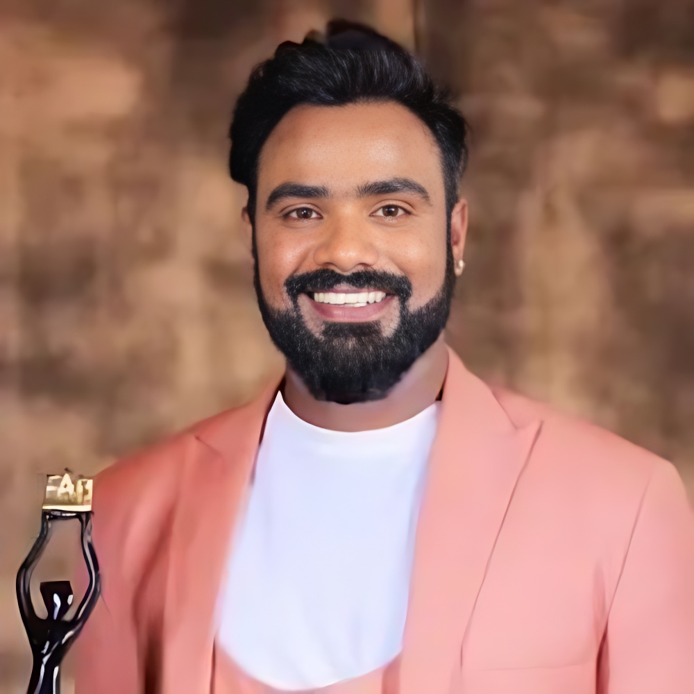 Kizhakku Vaasal (Star Vijay) Show Cast, Real Name, Wiki, Story, Timings ...