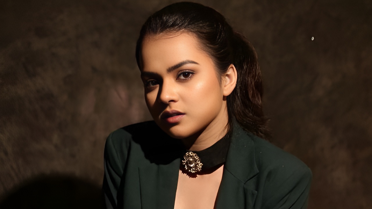 Ahana Chatterjee (Indian Idol) Wiki, Height, Weight, Age, Family ...