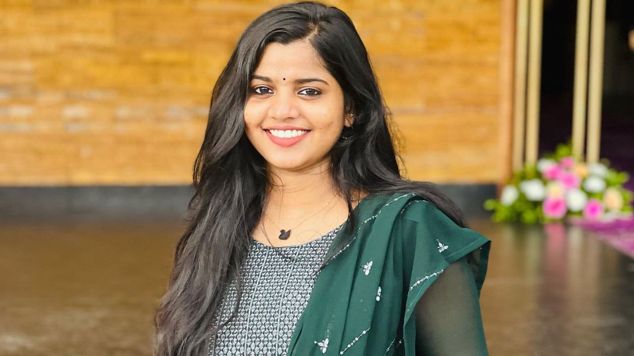 Athulya Ashokan (Alia Mansoor) Wiki, Age, News, Parents, Husband ...