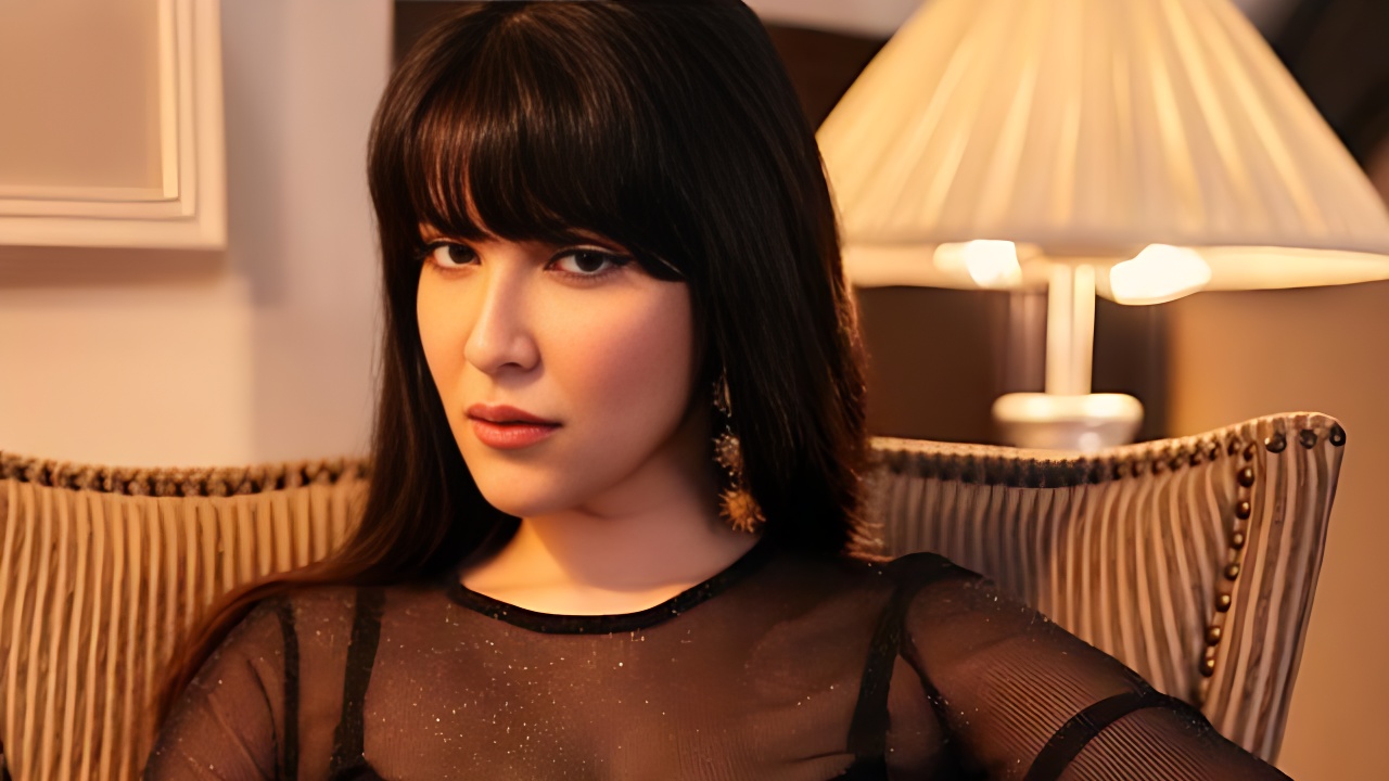 Firoza Khan (Khanzaadi) Age, Family, Biography, Boyfriend & More