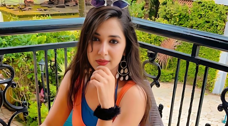 Swati Asthana (Navdeep Saini's Wife) Age, Wiki, Height, Weight, Husband ...